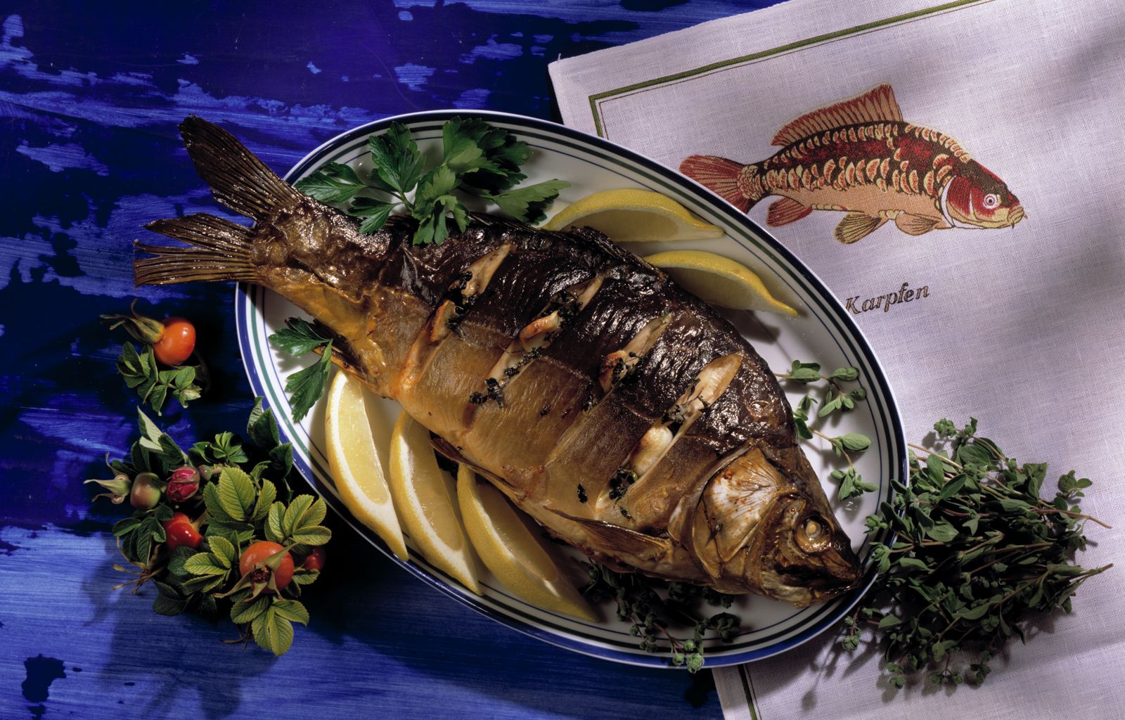 Marinierter Karpfen Rezept | EAT SMARTER