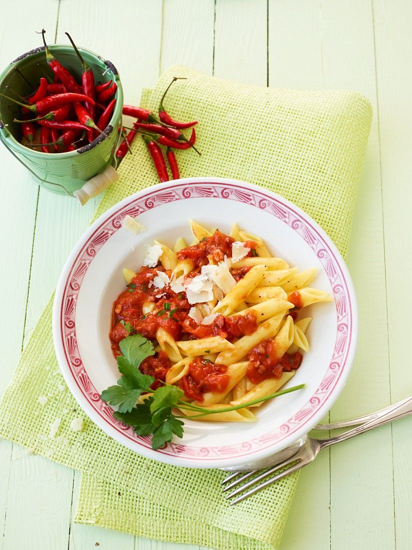 Pasta all Arrabiata: Leckerer Klassiker Rezept | EAT SMARTER