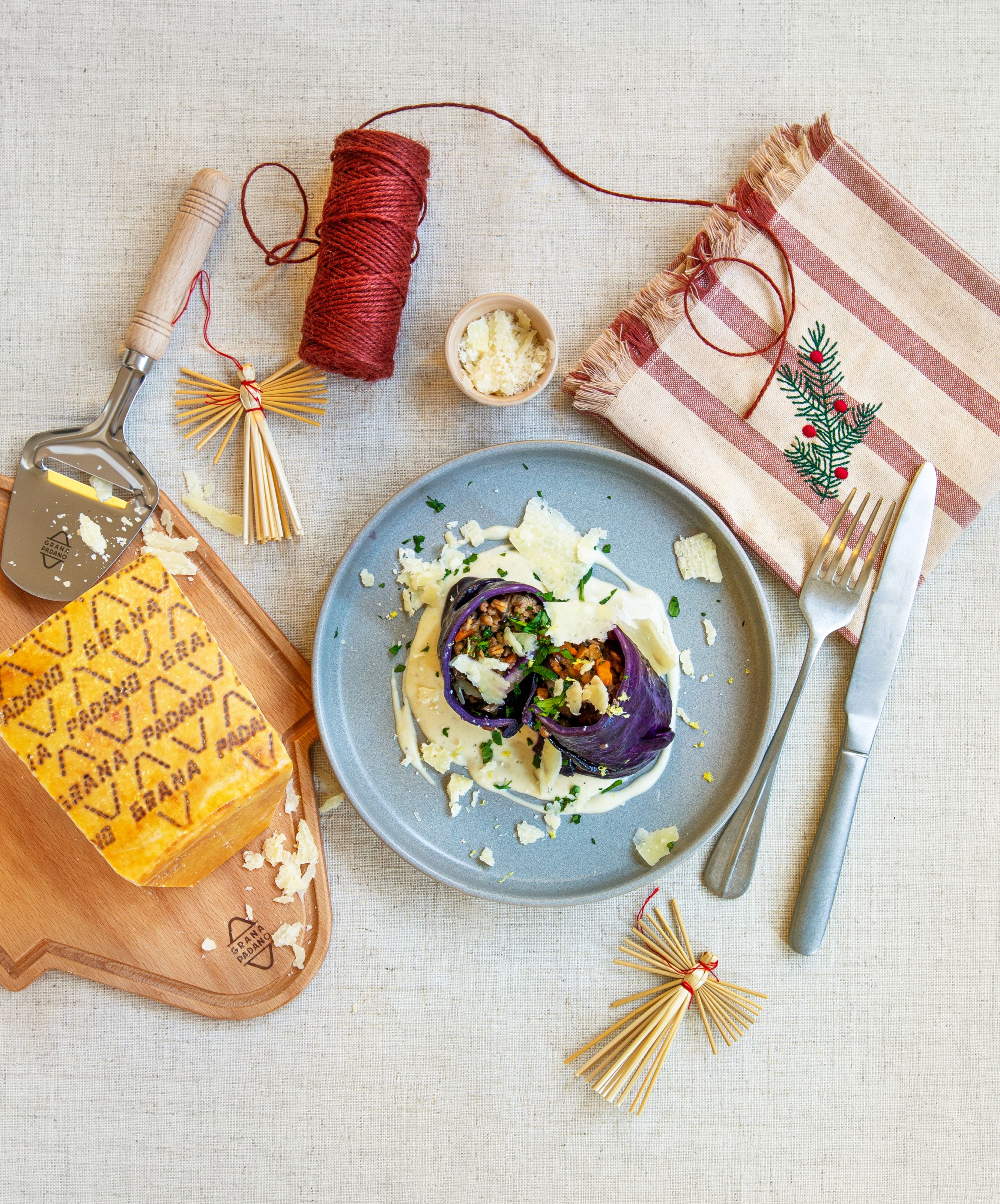 Rotkohlrouladen ohne Fleisch Rezept | EAT SMARTER