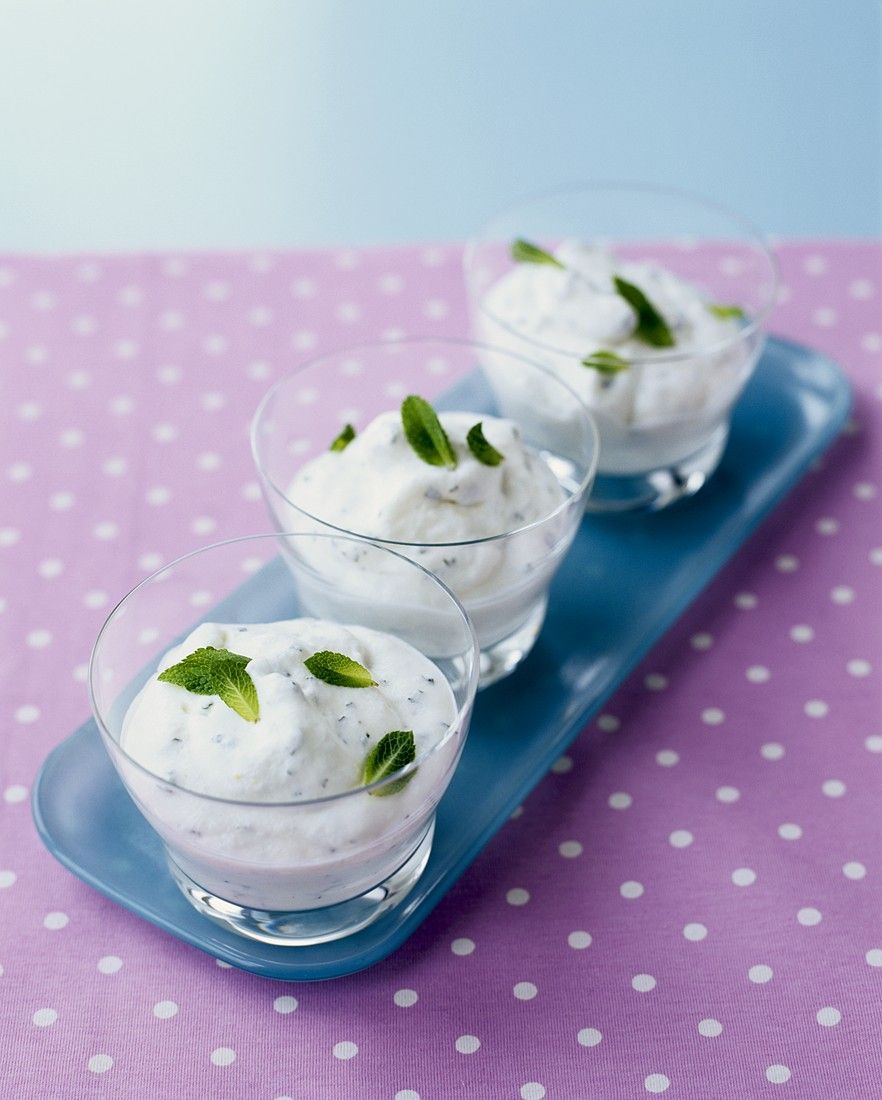 Syllabub Rezept | EAT SMARTER