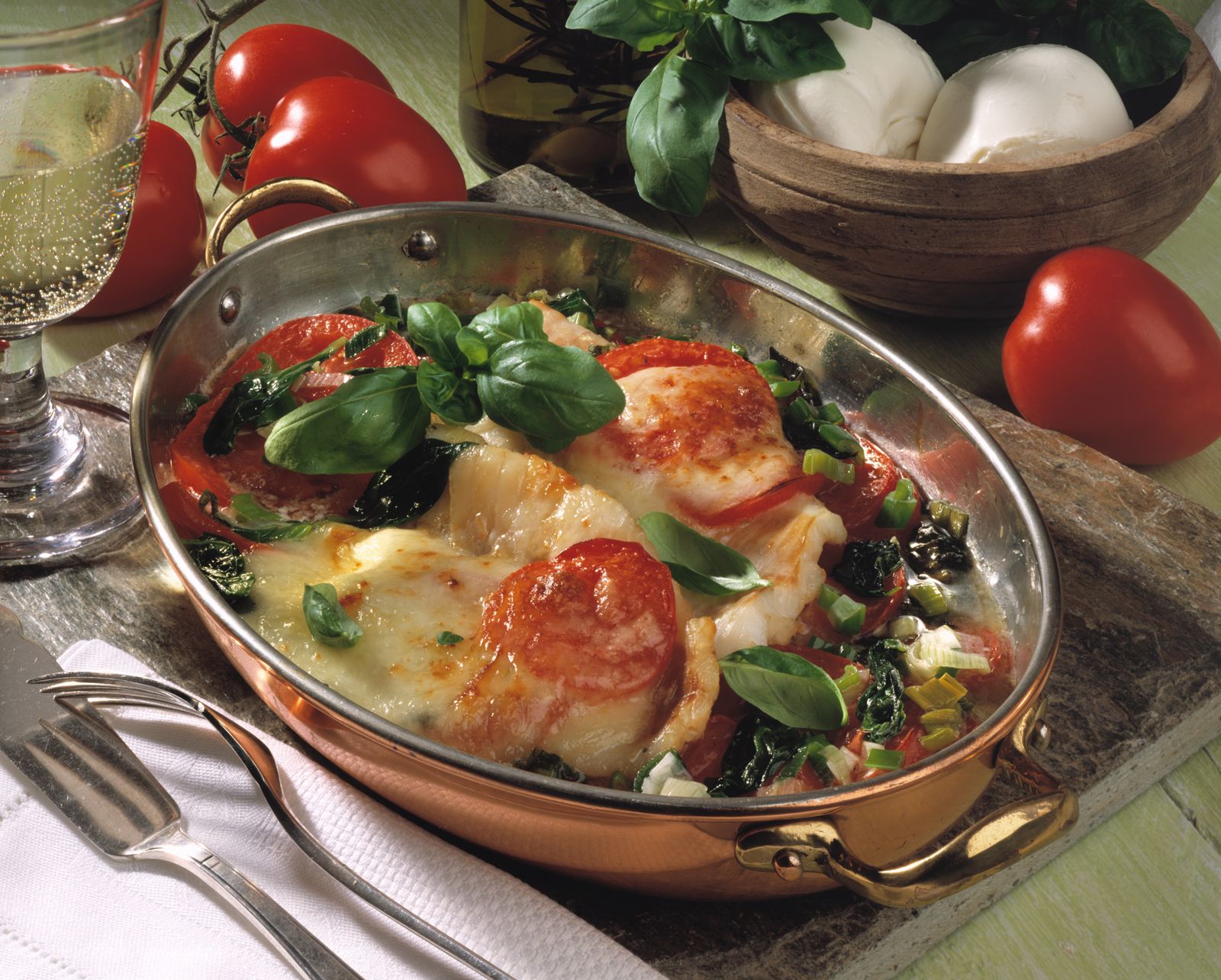 Überbackenes Rotbarschfilet: Low Carb Mittagessen Rezept | EAT SMARTER